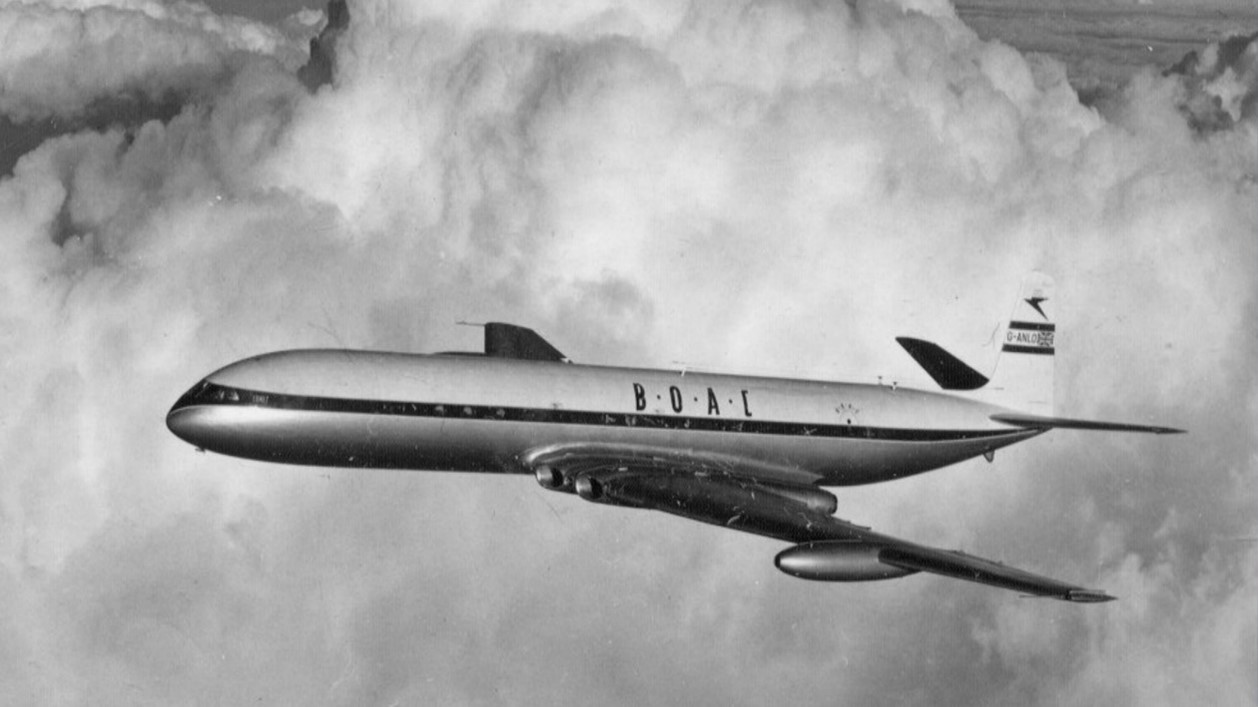 The First Jet Liner: De Havilland Comet – Fish's Facts